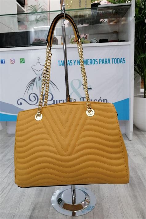 Bolso Cadena Curvas Y Tacón