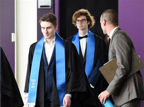 Lara Secondary College Graduation Photos 2021 The Courier Mail