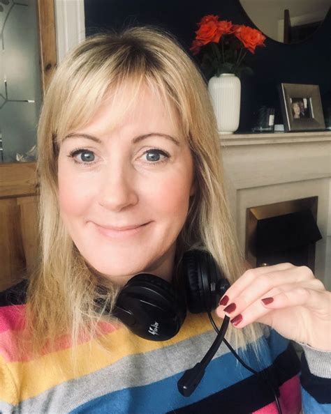 Headset Cosy Jumper Cup Of Tea Im All Set To Deliver This