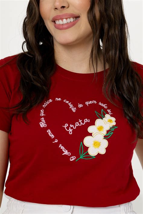 T Shirt O Amor E Uma Flor Que Nasce No Coracao De Quem Sabe Ser Grata