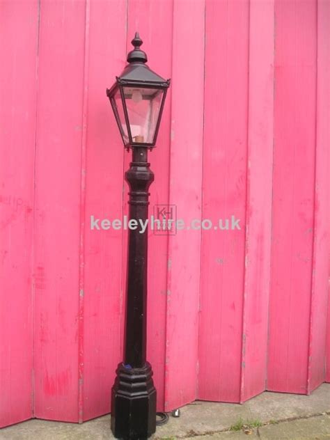 Lamp Posts And Street Lighting Prop Hire Miniature Lamp Post And Top