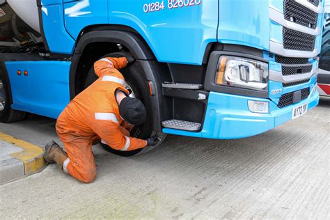 Truck Servicing Hewicks Haulage
