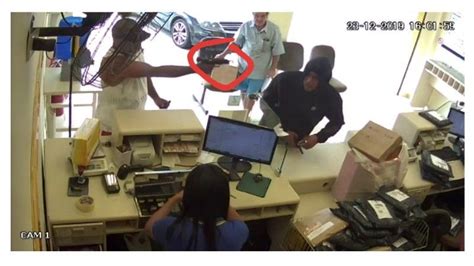 Vídeo Policial à paisana mata criminoso em assalto veja Catolé em Foco