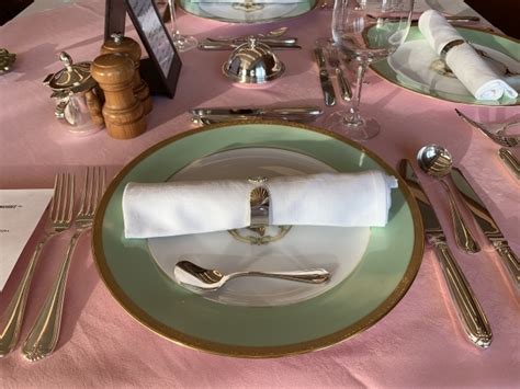 コース料理＜和食・フレンチ・イタリアン＞の順番や意味は？マナーや注意点も紹介！ ちそう
