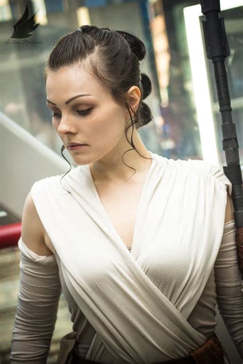 Rey From Star Wars The Force Awakens Cosplay Star Wars Cosplay