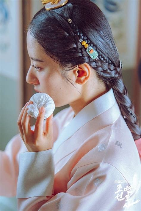 Reference Photos에 있는 핀 한국식 헤어 머리 장신구 머리장식