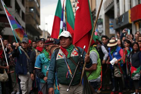 Los Grupos Indígenas De Colombia Se Unieron A Las Masivas