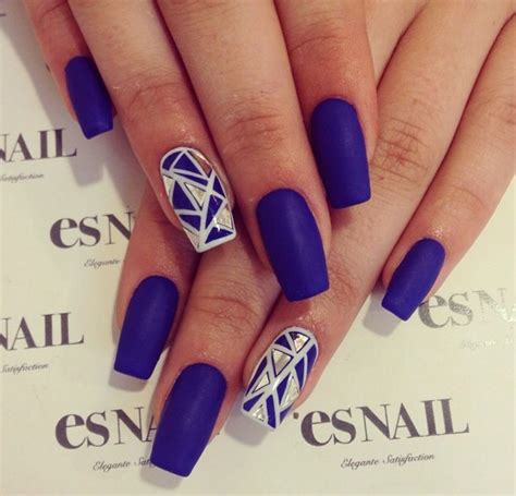 22 Ideas De Uñas Azules Hermosas Para Lucir Una Manicura Divertida