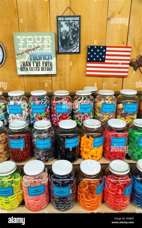 American Candy In Jars On The Shelf Of Chutters Candy Store Littleton New Hampshire Usa Stock
