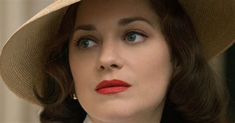Allied Costumes Marion Cotillard Forties Film Fashion