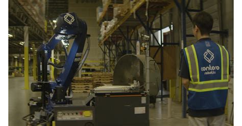 Autonomous Unloading In Action Go Retail Partners With Contoro