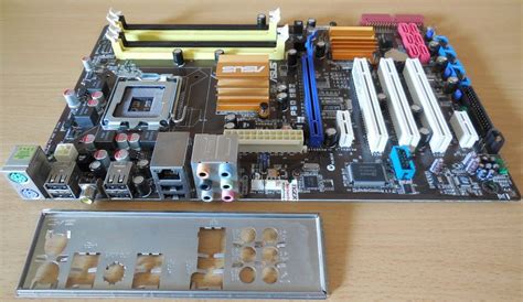 Asus P5Q SE2 Rev1.00G Mainboard +Blende Sockel 775 Intel P45 FSB1600 D