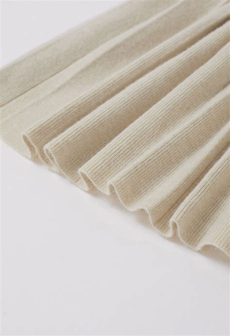 Elastic Waist Pleated Mini Skirt In Cream Retro Indie And Unique Fashion