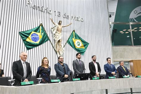 Assembleia Legislativa Do Ceará Homenageia Os 20 Anos Do Jornal Do