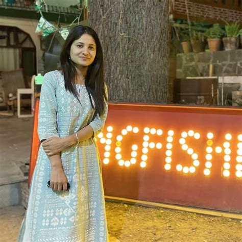 surbhi chauhan chauhan subi threads say more