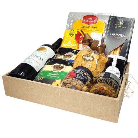 Cesta De Presente Queijo E Vinho Grana Padano