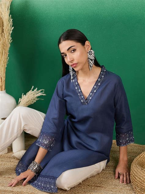Buy Sangria Women Solid V Neck Kurta Kurtas For Women 30256167 Myntra