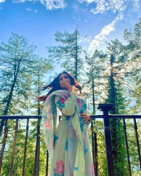 Maira Khan Enjoying Vacations In Georgia Reviewitpk