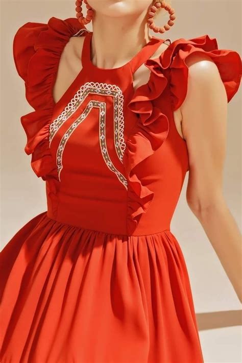 Pin By Ms Leesa On Clothing Stylish Dress Book Designer Dresses