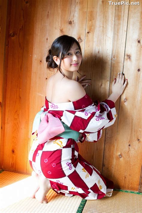 YS Web Vol 561 Japanese Actress And Gravure Idol Murakami Yuri