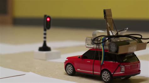 Cette Voiture Autonome Est Pilotée Par Un Raspberry Pi