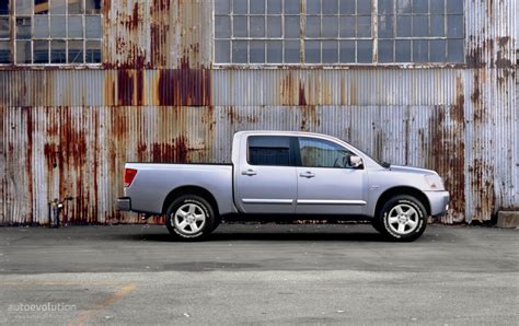 Nissan Titan Crew Cab Specs Performance And Photos 2004 2005 2006