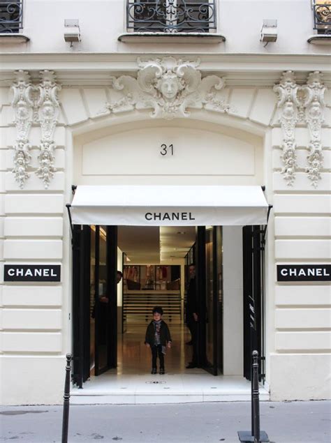Chanel Rue Cambon Door Photo Diary Paris Travel
