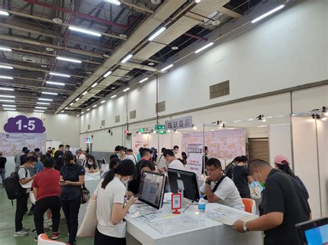 中部最大場就博會819登場 百家企業吸引上千民眾求職