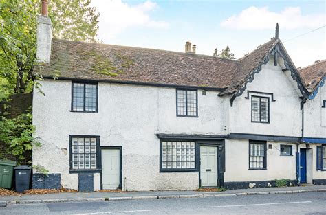 Free Property Report 38 The Street Shalford Guildford Gu4 8bt Chimnie