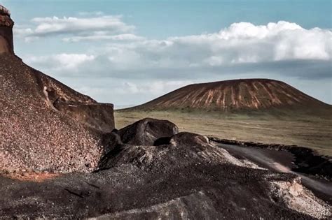 2025乌兰哈达火山地质公园游玩攻略火山口保护的很好，现场看非【去哪儿攻略】