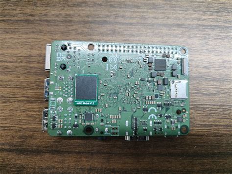 安装系统到 EMMC Module Radxa Docs