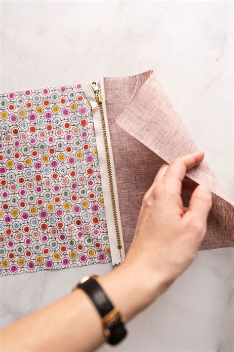 Zipper Pouch Tutorial How To Sew A Simple Pouch From Scraps Suzy