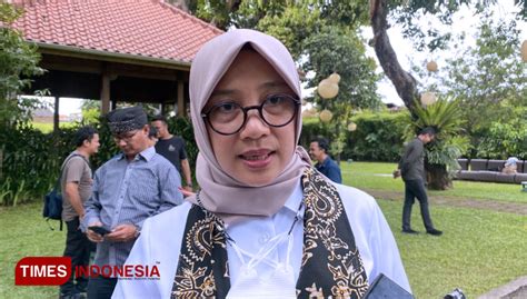 Bupati Banyuwangi Beti Dewi Kemenparekraf Angin Segar Untuk Desa