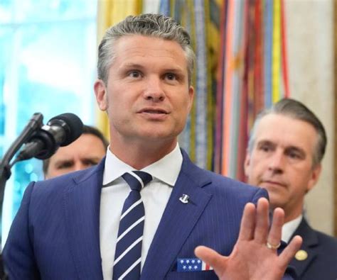 Army Ends Bias Reduction Program For Promotions