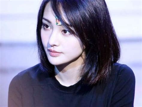 《奔跑吧》跌出人氣排行榜前十，鄭爽反超楊穎成綜藝女王 每日頭條