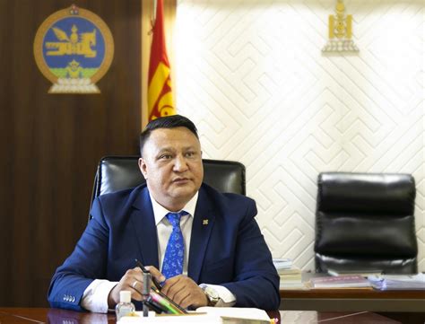 Баян Өлгий аймгийн Засаг даргыг албан тушаалаас нь чөлөөллөө