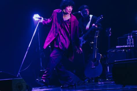 石崎ひゅーい、“歌”で牽引したバンド編成ツアー アルバム『ダイヤモンド』にも高まった期待 Real Sound｜リアルサウンド