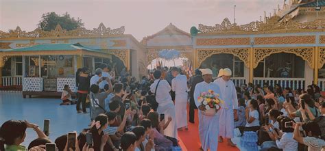 Dvb မိုင်းဖုန်းဆရာတော် တနင်္သာရီတိုင်း ကော့သောင်းသို့ ကြွရောက် ဓာတ်ပုံ