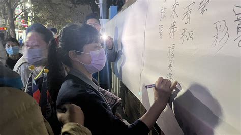 楊曜聰萬人連署自己捷運自己救 黃秀芳競總：選民眼睛雪亮