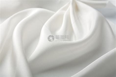 抽象白色丝绸背景折痕投标折叠奢华布料涟漪组织织物衣服曲线高清图片下载 正版图片321294645 摄图网
