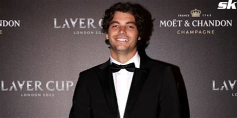 This Is Super Male Model Worthy Serena Williams Former Coach