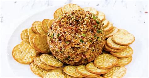 Boule De Fromage Au Bacon Et Sauce Ranch Ma Fourchette