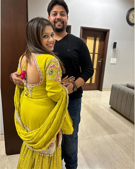 Vanshika Aggarwal Happiest Around Him🥰🧿 Instagram