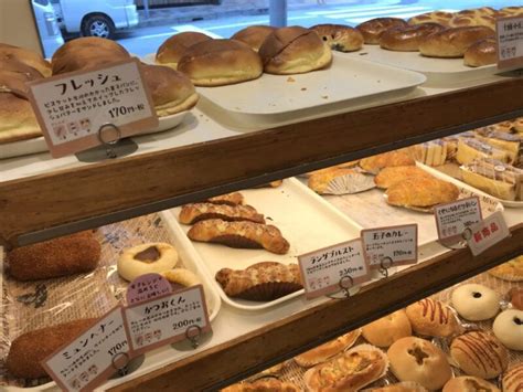 神戸三宮『ケルン』ソフトフランスパンにミルクチョコのチョコッペ！