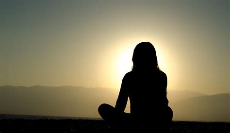 Hot Flashes At Night Causes Symptoms And Prevention
