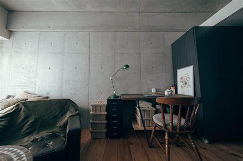 ワンルームで在宅ワーク。デスク配置の上手なインテリア実例まとめ Goodroom Journal