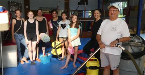 Dessenheim Les Gymnastes De LASL Bichonnent Leur Salle De Sport