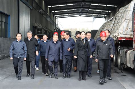 宜春市委副书记、市长严允陪同安康市考察团对正拓能源科技进行调研考察