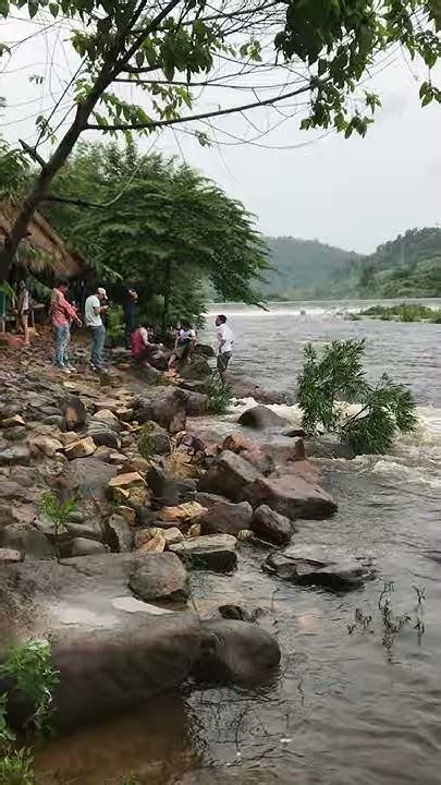 ទឹកឈូ កំពត Youtube