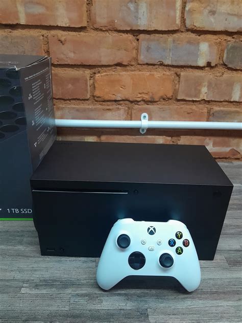 XBOX SERIES X,1TB SSD 1x CONTROLLER | Junk Mail